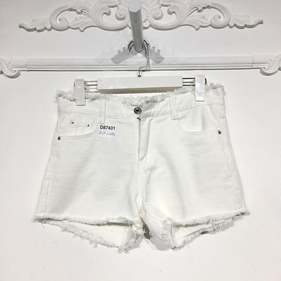 乔系列 D87431 时尚牛仔短裤品牌女装折扣