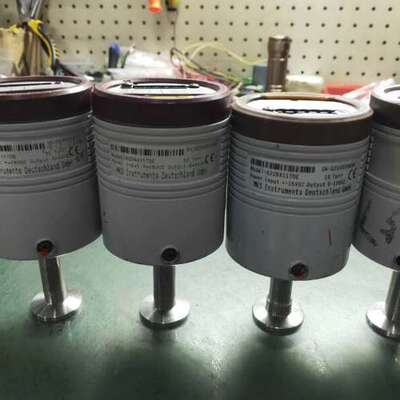 MKS真空压力计，型号622AX11TDE，