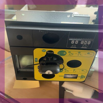 施耐德接地开关操作盒 MVNEX300004 全新的