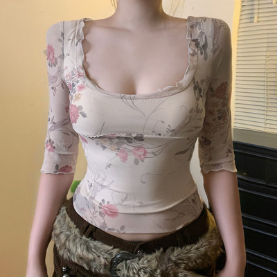 肤色网纱印花大方领长袖T恤