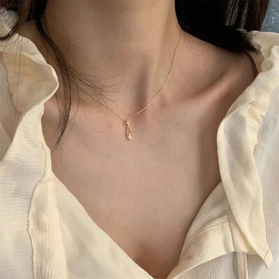 French Micro Inlaid Zircon Water Drop Clavicle Chain Tempera