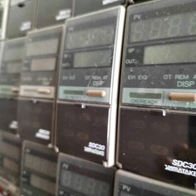 议价SDC30 YAMATAKE武温控器 c305ga000100