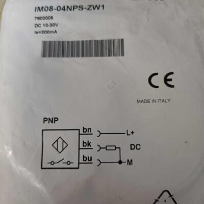 IM08-04NPS-ZW1西克接近开关原装正品未拆封