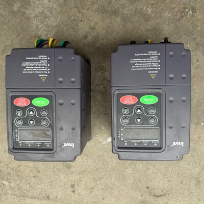 议价英威腾变频器，CHE100-2R2G-，220V-22