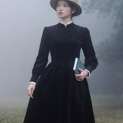 复古宫廷花边立领灯芯绒连衣裙