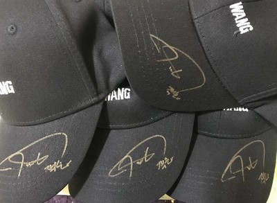 这就是街舞 GOT7 王嘉尔亲笔签名同款帽子字母黑色棒球帽 鸭舌帽