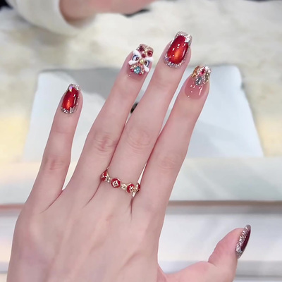 2025年新款新年红醒狮万事大吉显白美甲穿戴甲纯手工氛围感短款