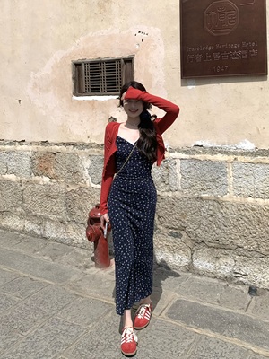 氛围感碎花纯欲修身显瘦连衣裙