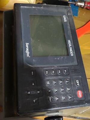 三康船用UAIS 显示控制器，成色如图，屏上膜都没结.成色议价商品