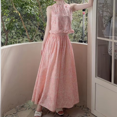 【蜜桃花境】棉混纺镂空刺绣晕染肌理感圆领背心&伞摆长半裙