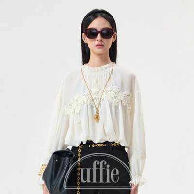 Uffie26SS柔感蕾丝衬衫