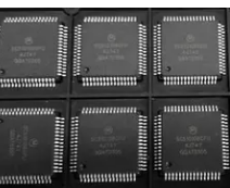 MC68HC908AZ60CFU 2J74Y  全新 汽车电脑板芯片 可直拍