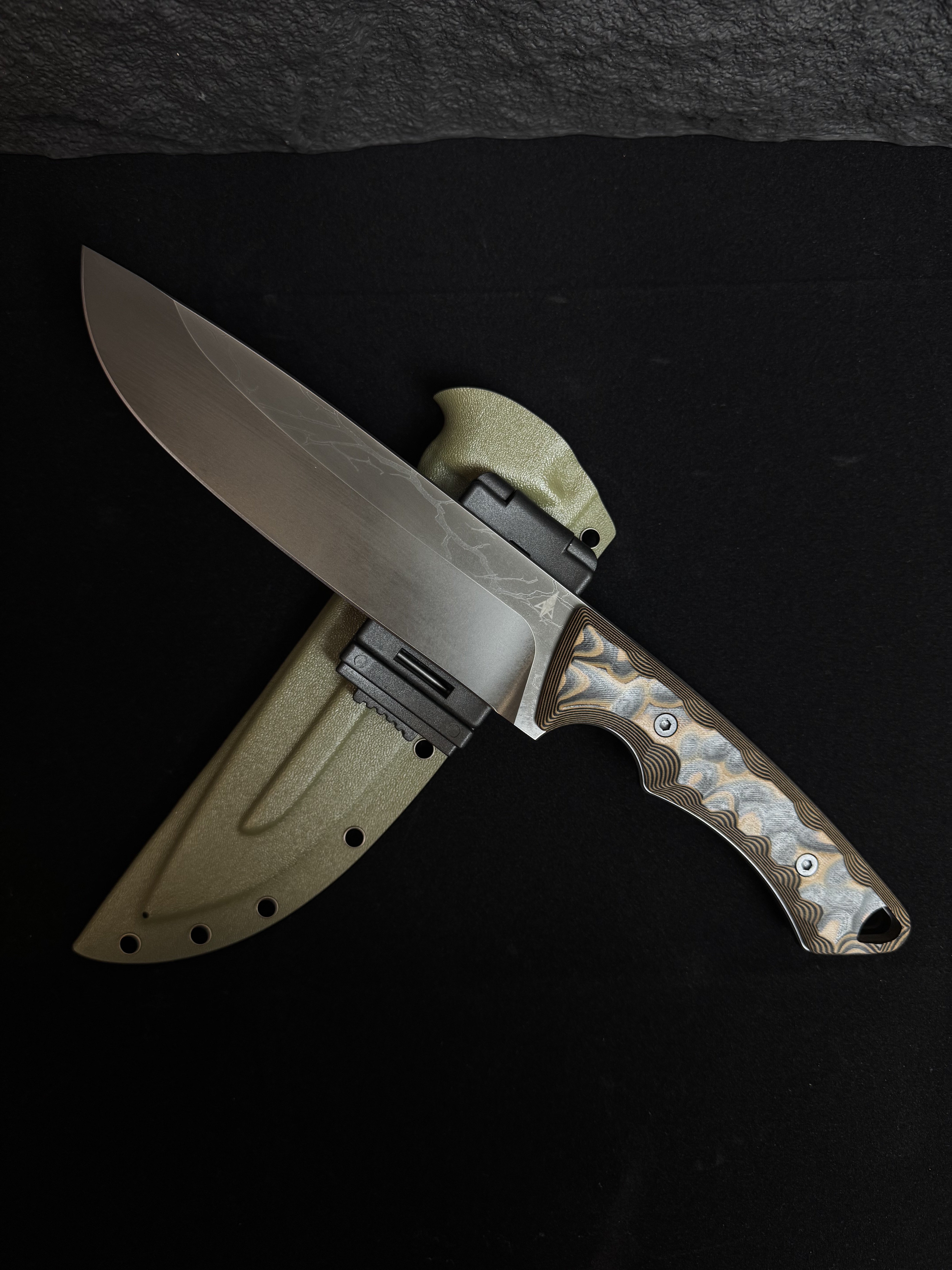 御刃堂赞匠工坊黑狼DC53石刻电击纹家用户外多功能刀具