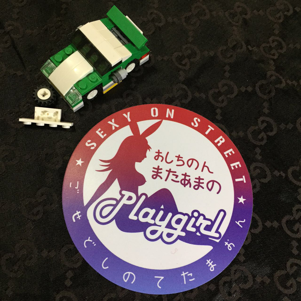 贴纸 摩托改装贴纸 潮流车贴 兔女郎贴纸 性感车贴 油箱盖 M39