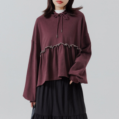 配色木耳边剪接磨毛连帽上衣