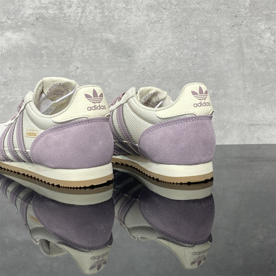 Adidas阿迪达斯R71板鞋