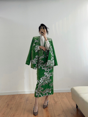 现货蒋欣同款新年套装新中式真丝丝绒纯手工钉珠休闲西装外套