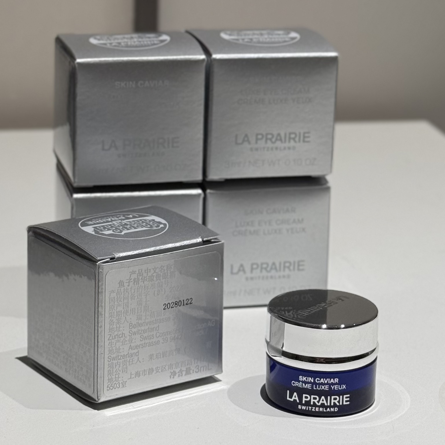 La Prairie莱珀妮 鱼子精华紧致琼贵眼霜3ml眼袋 抗皱 经典蓝鱼子