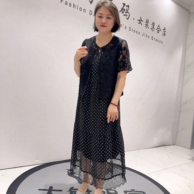 5641芮娜依莲初夏新品重工上衣搭配减龄波点裙真两件套加大码女装