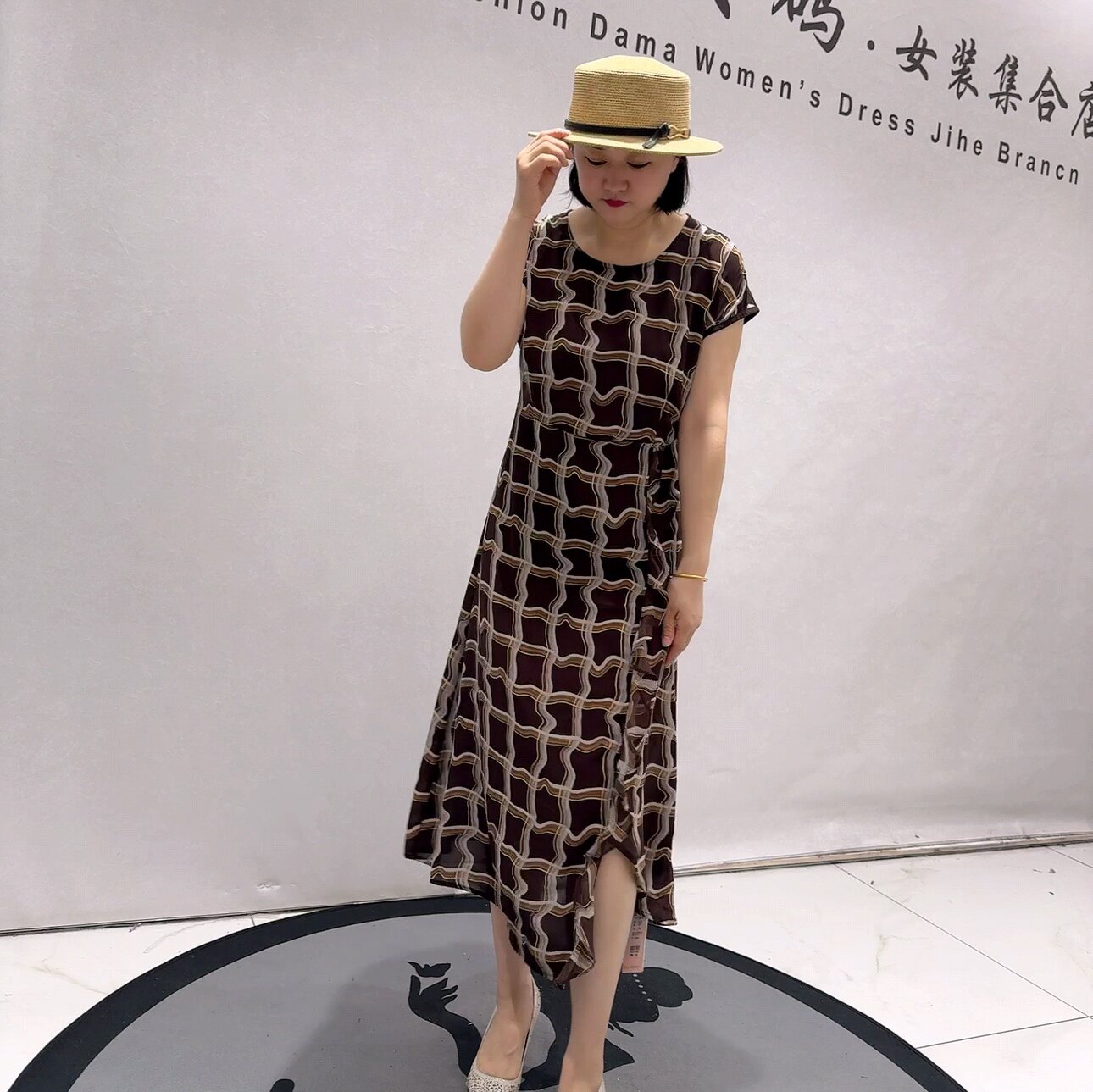5337芮娜依莲夏款新品包袖木耳边单层设计感底边连衣裙加大码女装