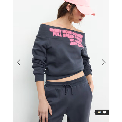 女装新款休闲字母长袖舒适卫衣