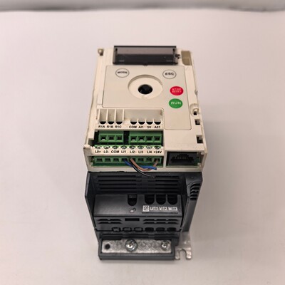 施耐德变频器ATV12H018M2