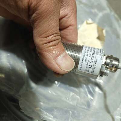 咨询elobau 671271NL003-10传感器 ，数量2个议价