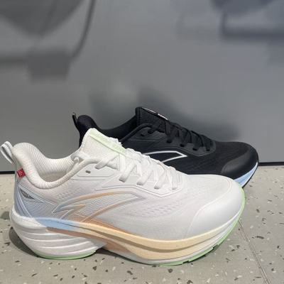 安踏2025冬火箭7女缓震回弹跑鞋