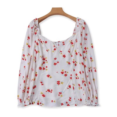 爱丽爱熙宽松百搭长袖碎花泡泡袖