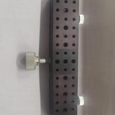 DPI精密40x200mm燕尾槽齿条齿轮微调滑台30mm厚行程180mm现货