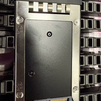 三星PM883 960G固态硬盘，2.5寸SATA接口，企业--议价商品
