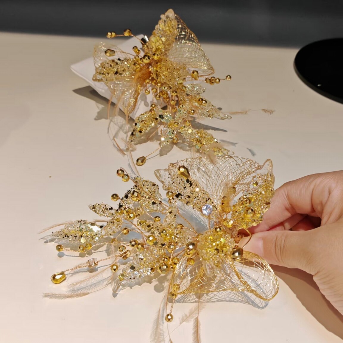 金色蝴蝶结灵动感发夹重工手作侧边发钗新娘龙凤褂配饰结婚头饰
