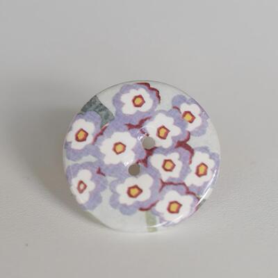 淡紫樱草图手工陶瓷纽扣