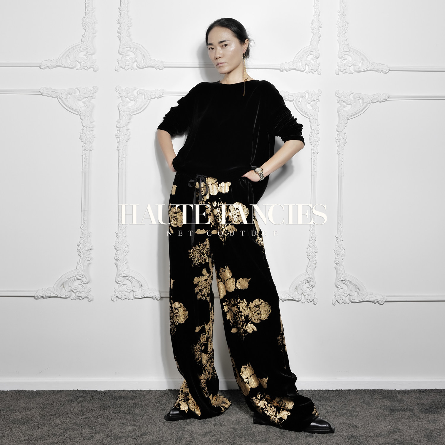 【HAUTE FANCIES后构想】法式优雅黑色质感丝绒圆领宽松上衣女