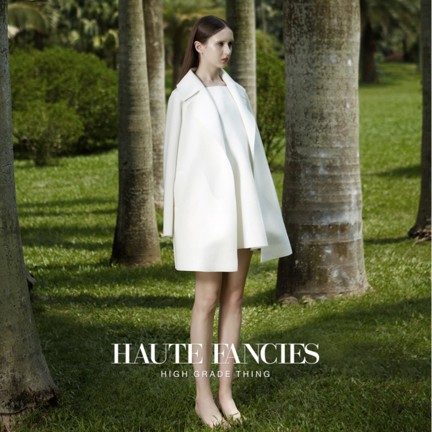 精英风HAUTE FANCIES后构想|法式优雅珍珠白大翻领中长风衣外套