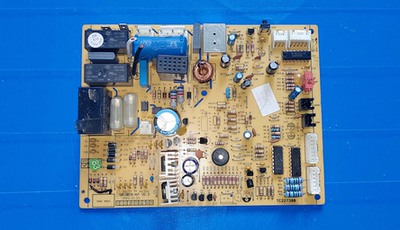 适用格力空调凯迪斯凉之静30138219主板M826F3控制板GRJ809-A7