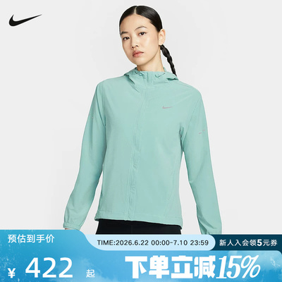 耐克女冬l拒水跑步夹克