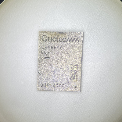 适用荣耀200功放IC 射频信号IC QPM8590 DV1H照相供电IC