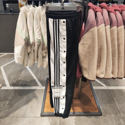 ADIDAS三叶草侧边排扣女子运动休闲长裤收口宽松阔腿裤GJ6580