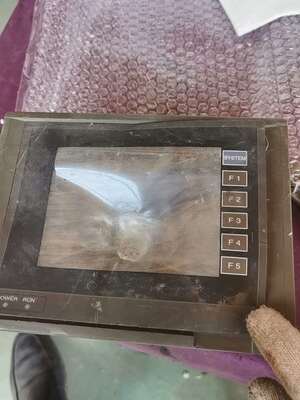 富士触摸屏UG210H-LC4C一台