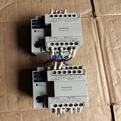 PLC型号AFPXOL 14R-F，拆机两台，成色漂(询价）