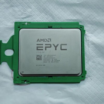 AMD+EPYC+7302P+16核心32线程+主频3.0G( 议价）