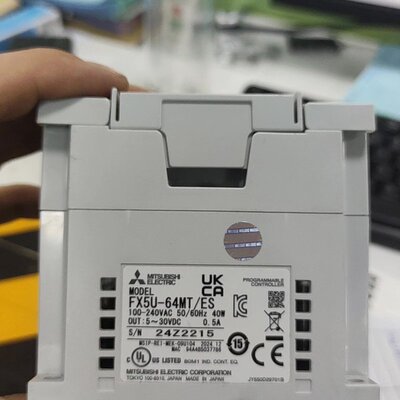 议价PLC FX5U-64MT/ES主机，64点位，100-可维修