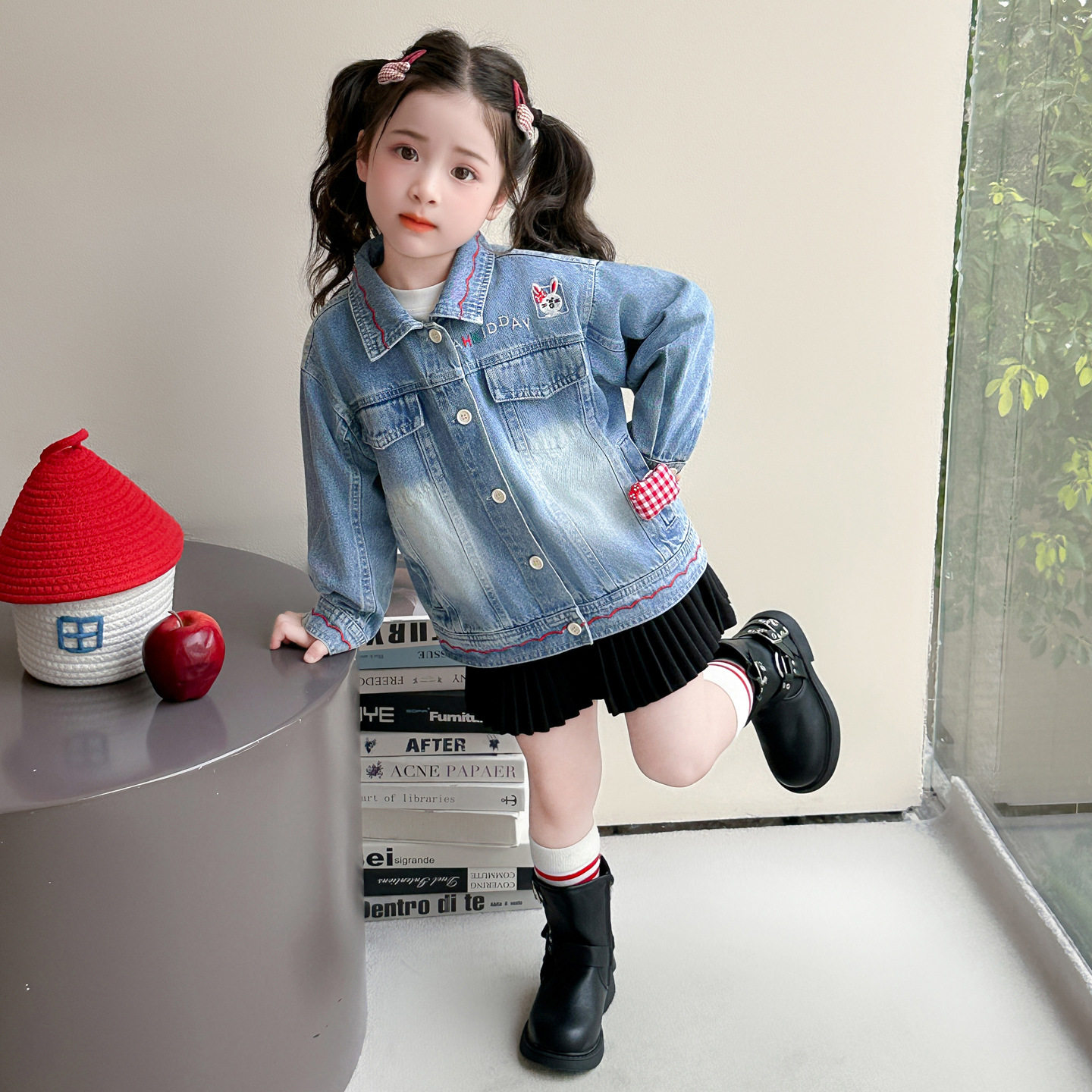 女童牛仔外套春秋款2026新款洋气小女孩秋季衣服儿童秋装夹克上衣