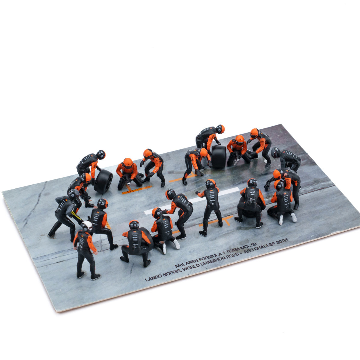 预售MINICHAMPS 1:64 维修站人偶 套装 2025阿布扎比 合金模型
