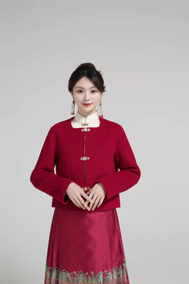 出租满庭芳楚山晓红色大衣敬酒服新中式上衣冬季新娘结婚羊毛外套