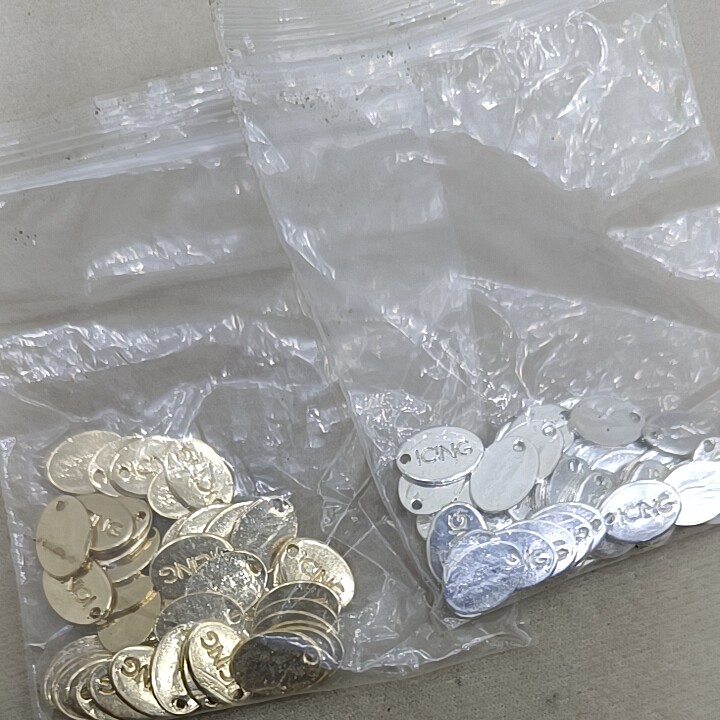 68满29元包邮  打标项链尾标2个颜色