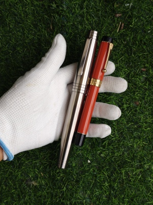新款超大巨型钛合金首席签字笔钢笔大容量吸墨器8号尖930m1000