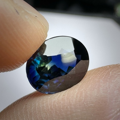 3.49克拉天然蓝宝石戒面澳大利亚蓝宝石全净体尺寸8×10mm