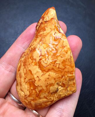 天然 妖孽 蜜蜡 妖花全皮 满花满蜡 浑身是戏 颜色富贵 24.1克